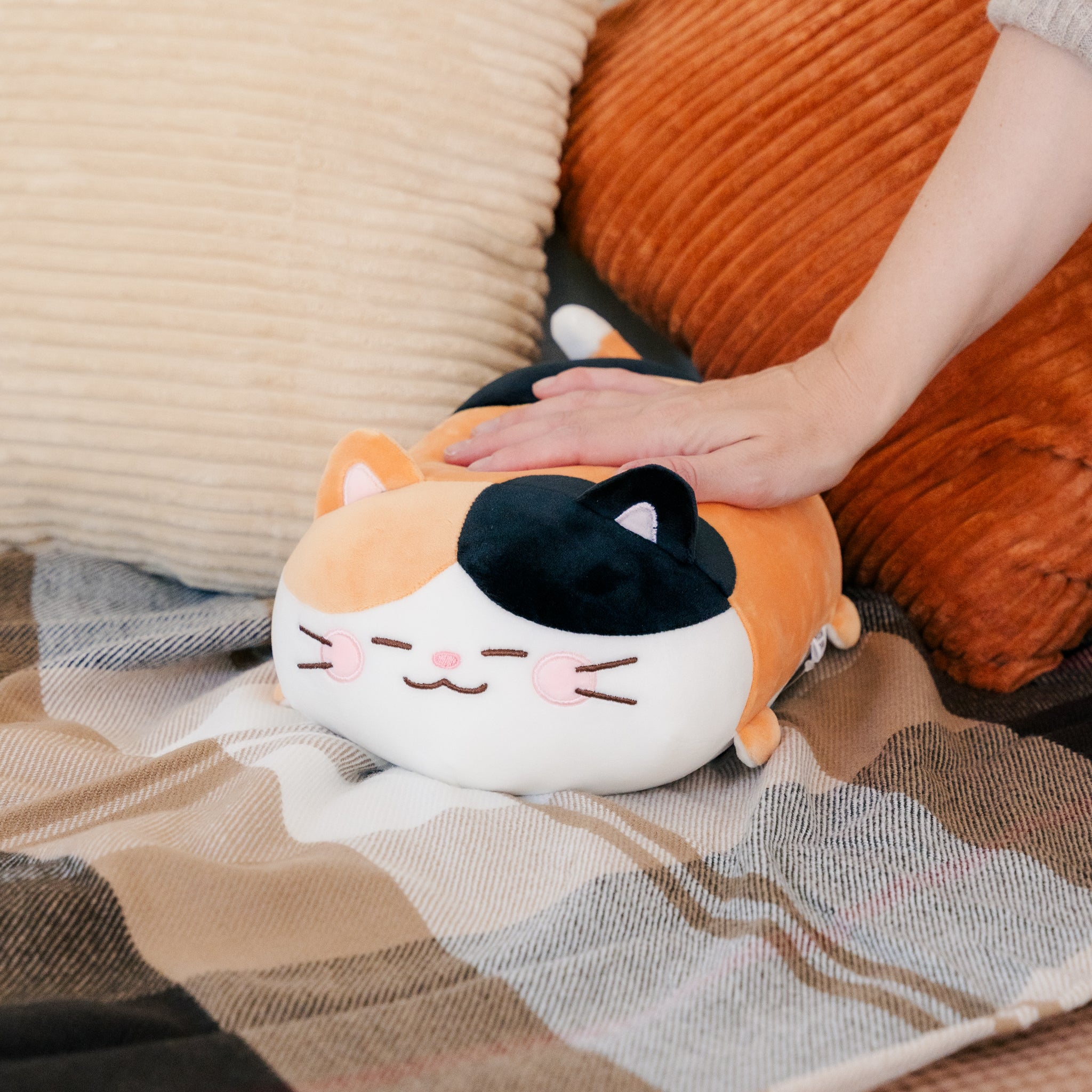 Mochi Town: Mochi Nap Time Cushion Camang – DUAL WIELD STUDIO